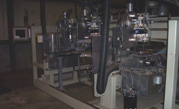 Drawer Box machine with miter folding heads for Doweled drawers and v ...