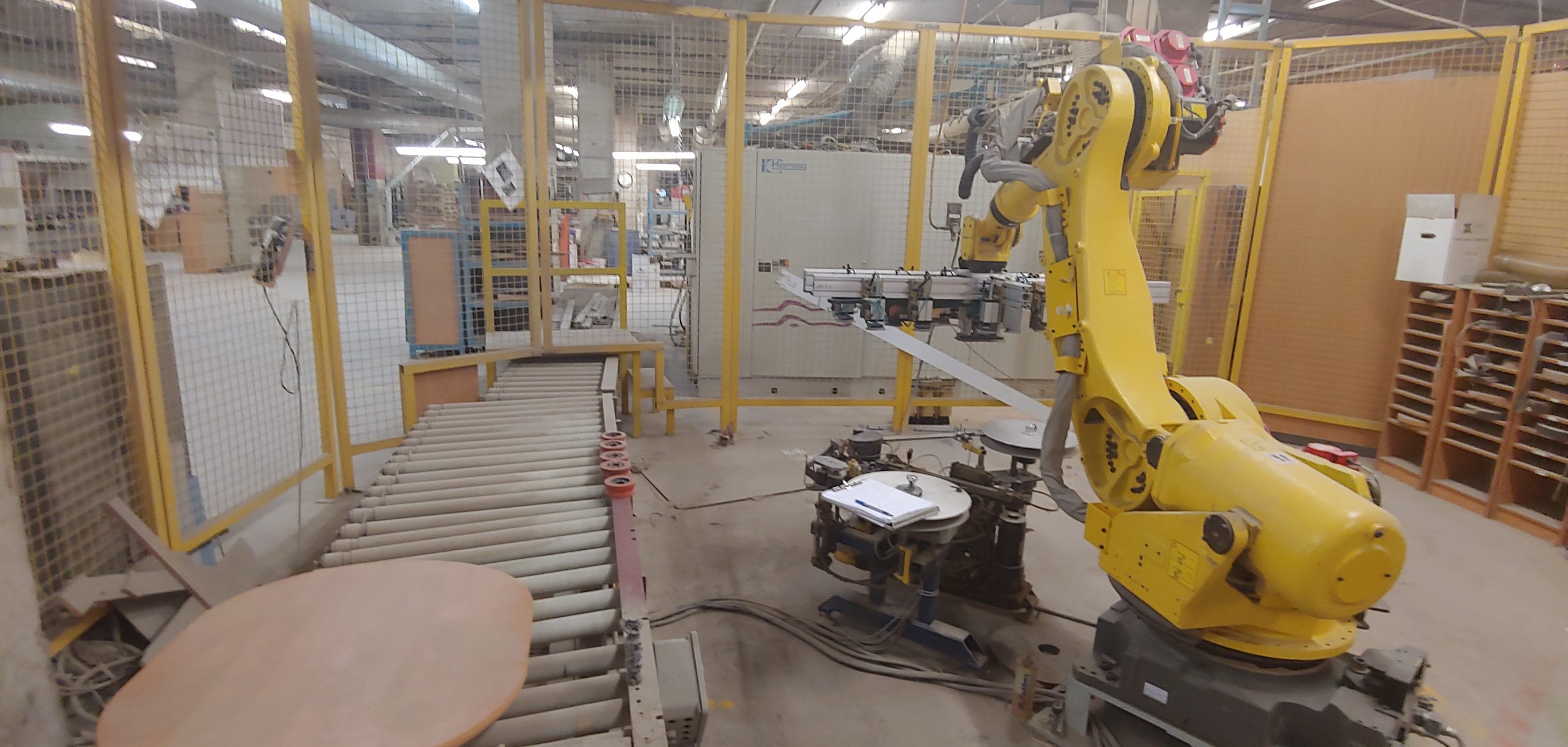 Edge banding robot - Machineries BST